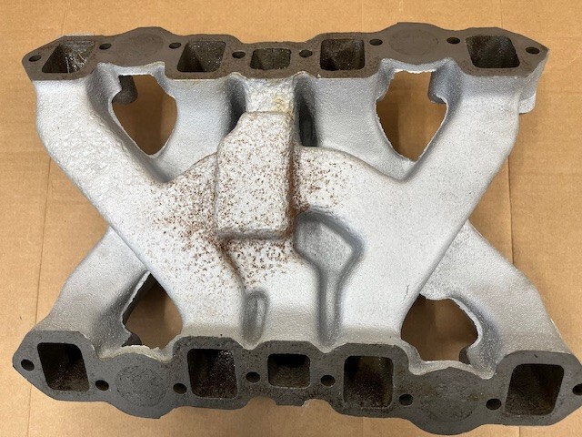 CHRYSLER 331 HEMI 4BBL INTAKE MANIFOLD 1555473 DATED 5/15/1955 GEN 1 ...