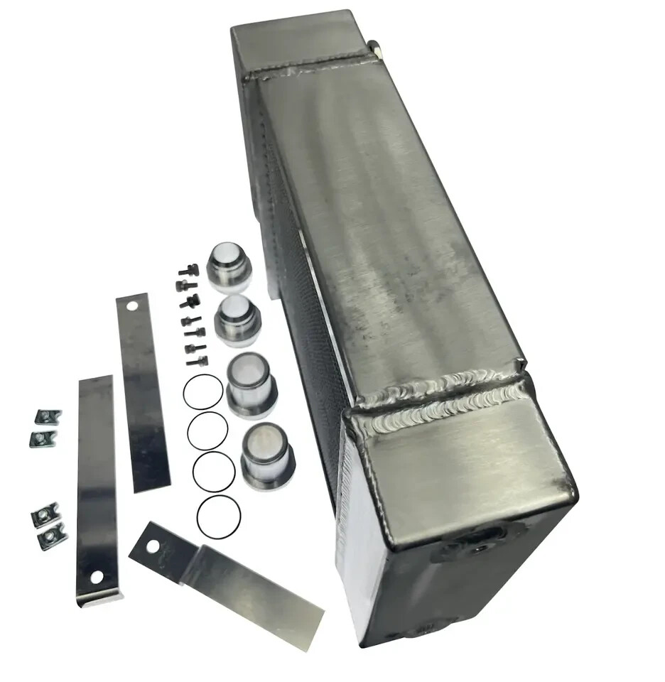 Half Size Compact Drag Tuck Coolant Radiator 1.25" 16AN Hose 4 Row Core ...