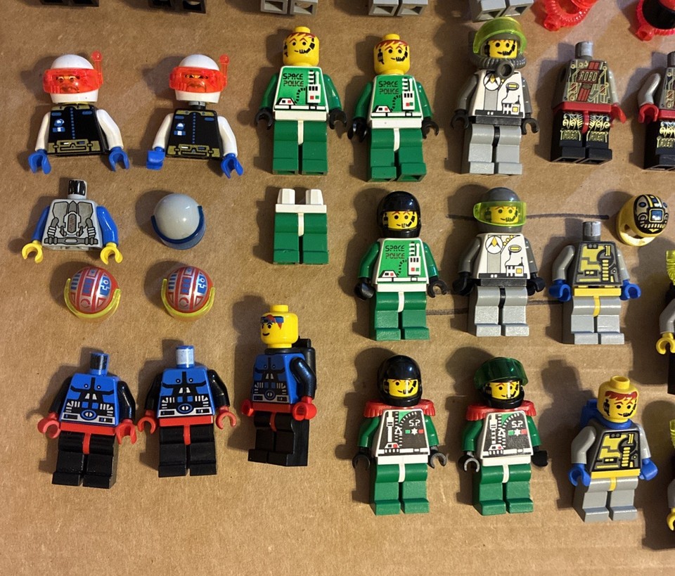 LEGO Vintage Space Minifigures Lot Parts Unitron Space Police ...