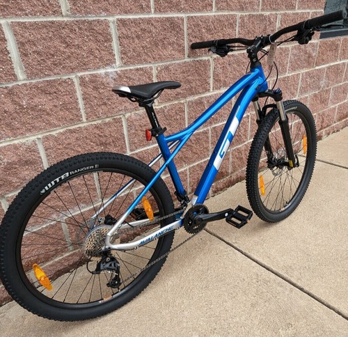 2021 GT Avalanche Sport Mountain 29er Bike Medium Retail $875 | eBay