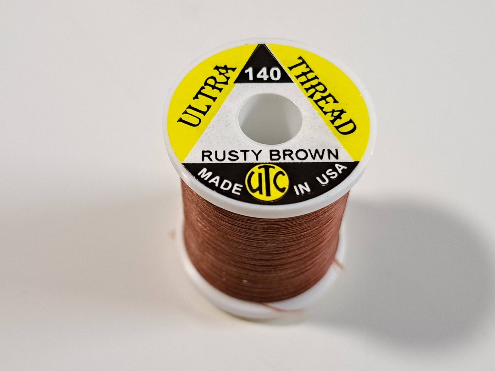 UTC Ultra Thread 140 Denier Fly Tying Medium Waxed Flat Jig Wrapping ...