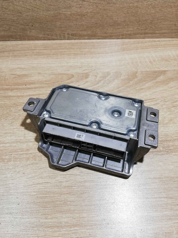 Bmw 3 Series E90 E91 9122500 SRS Airbag Crash Sensor Bosch | eBay Australia