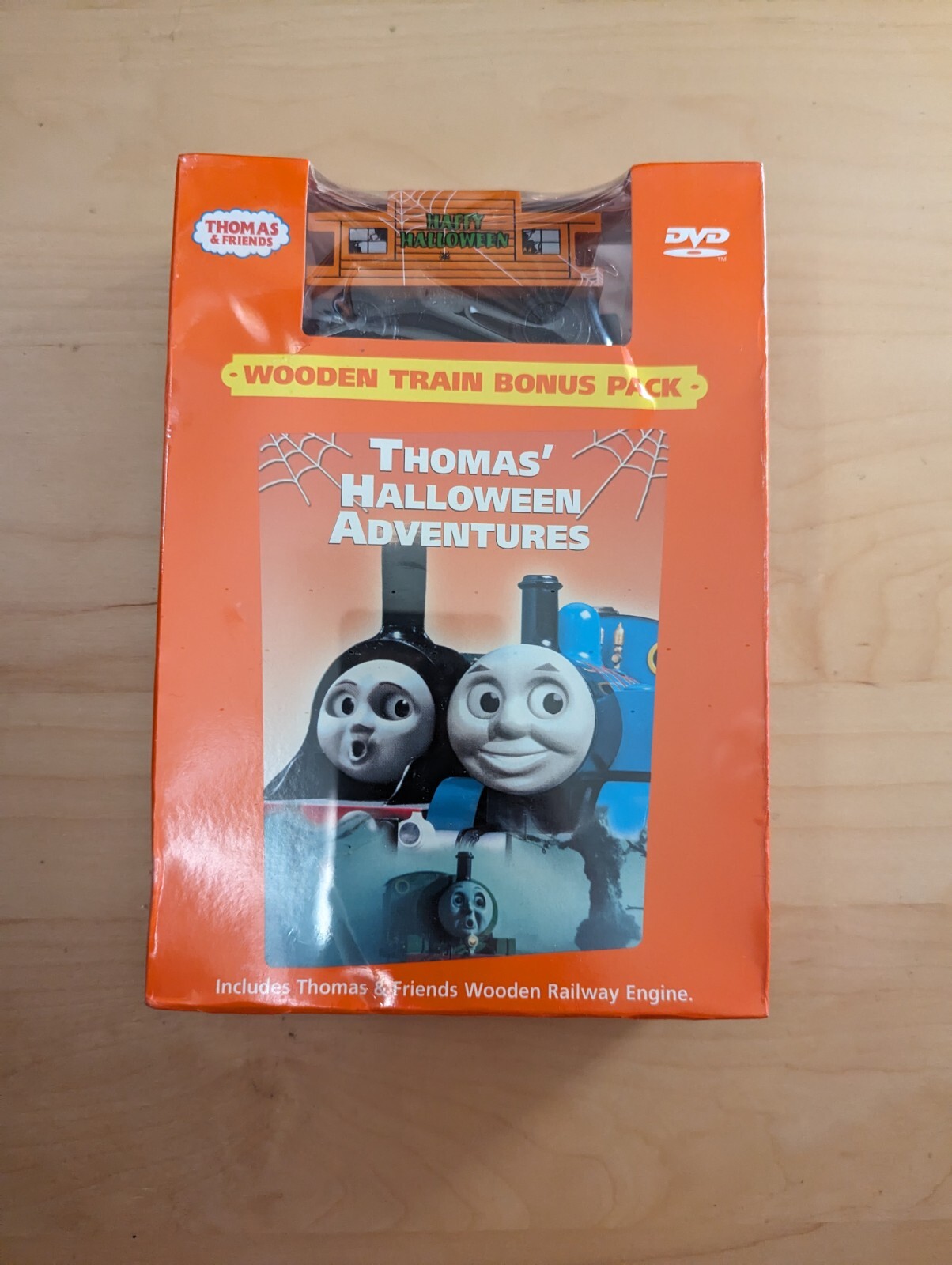 Thomas & Friends: Thomas' Halloween Adventures + Wooden Railway Engine ...