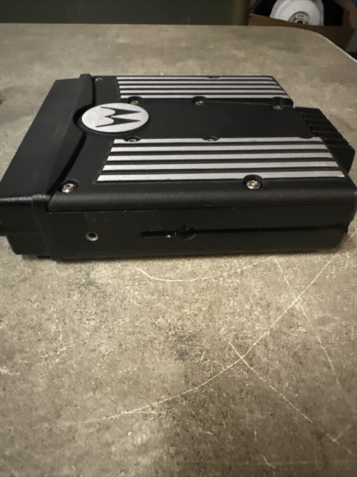 Motorola XTL 5000 Rear Mount Radio M20URS9PW1AN 700/800 Base Only | eBay