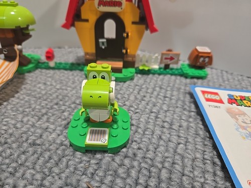 LEGO Super Mario: Mario's House & Yoshi Expansion Set (71367) 100% ...