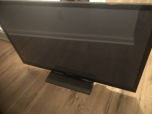 Samsung Smart Plasma TV F8500 Series PN64F8500 64" Full HD 3D Plasma ...