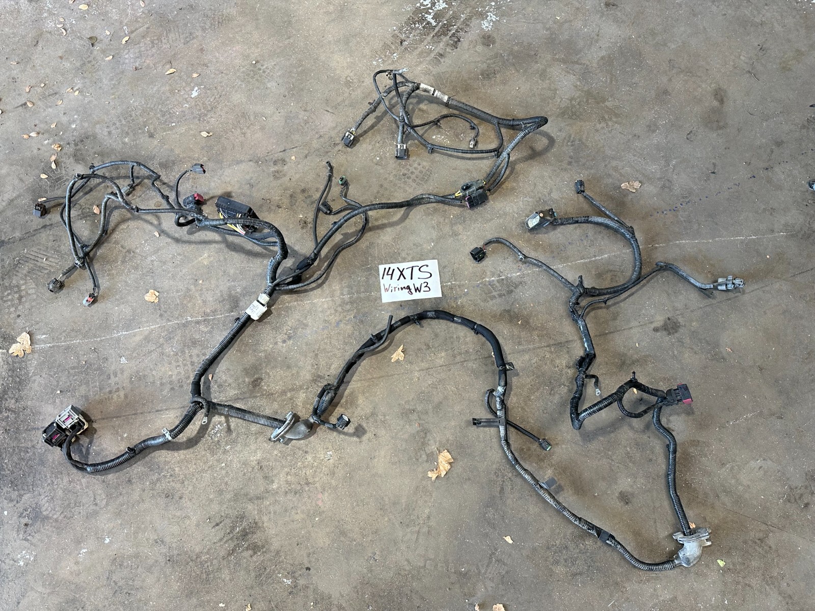 2014 Cadillac XTS ENGINE BAY WIRE WIRING HARNESS OEM 23151395 / ...