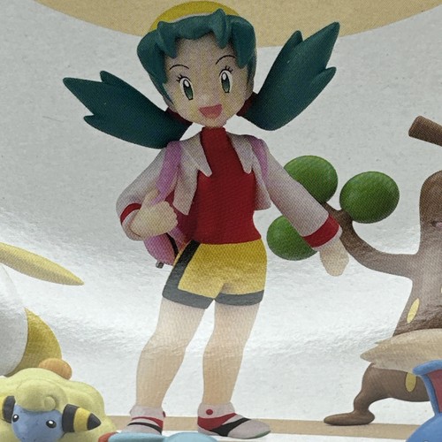 Pokemon Scale World Johto Region V2 3" 1:20 Scale Kris / Crys Trainer ...