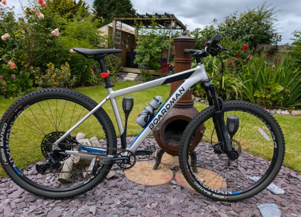 Boardman Mht8.6 Men's Mountain Bike Size Large Frame Mint Condition ...