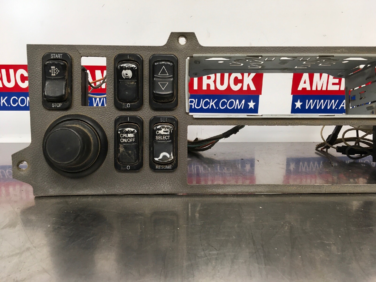 Peterbilt Dash Panel Cover w/ Rocker Switches & Radio Din P/N S64-6016 ...