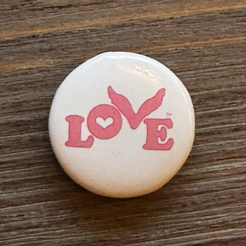 Coldplay Love Tour Badges/Love Buttons/Pin Pink | eBay