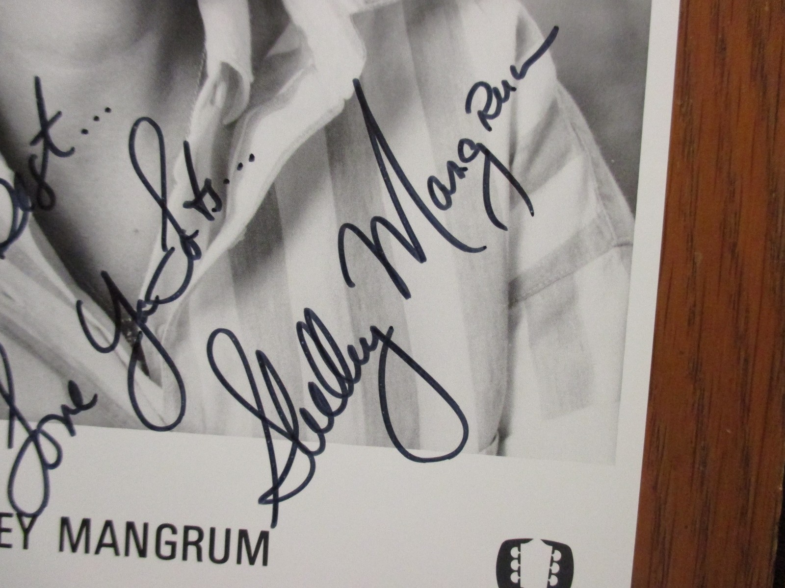 SHELLEY MANGRUM ("TNN Club Dance/Video Country") Signed 8 X 10 B & W ...