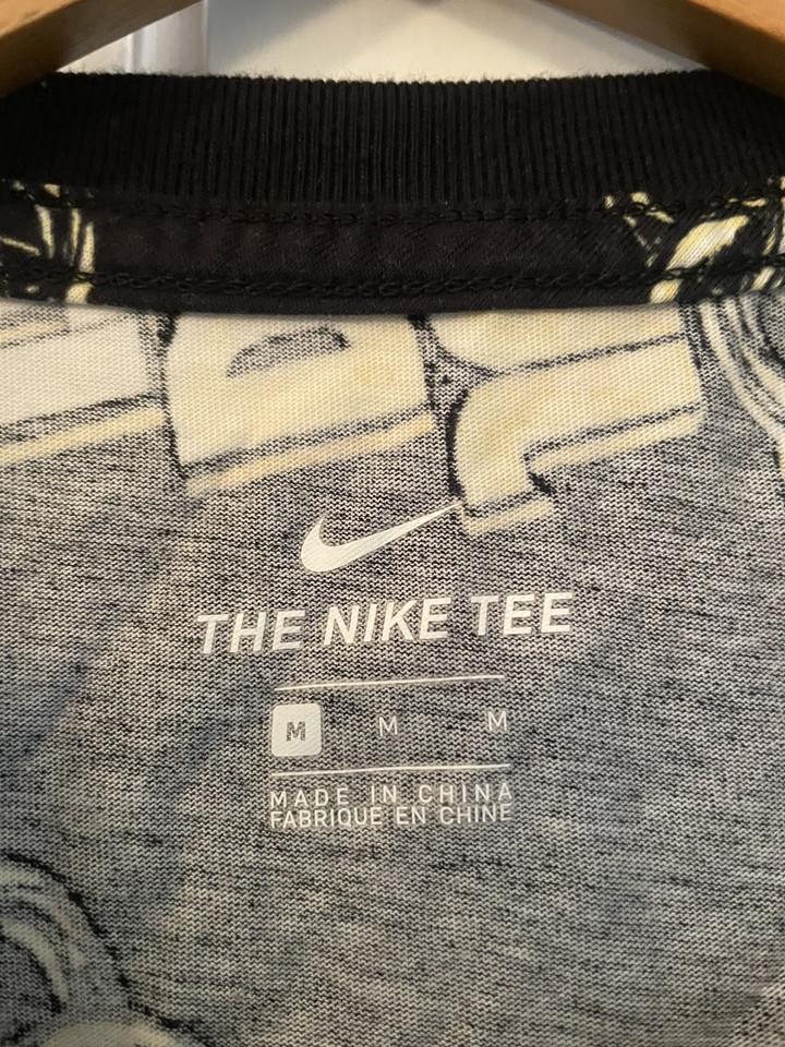 Nike Chain Link Cropped Tee Shirt Black/yellow Size M Gold chain womens ...