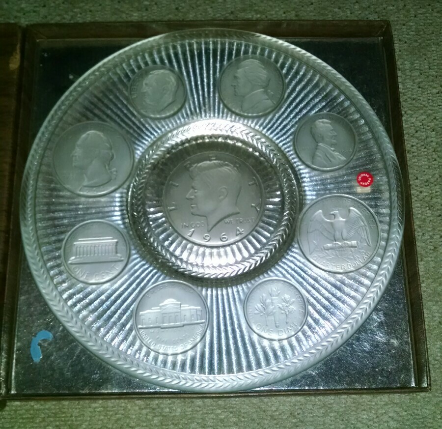 1971 Crystal Coins Glass plate handcrafted 9 inch Imperial glass ...