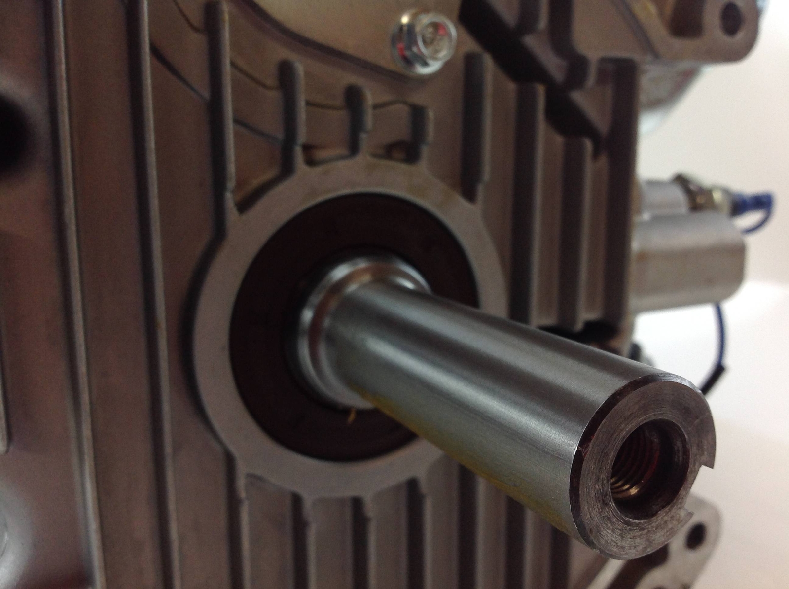 Motor Loncin Zylindrische 25x80 708cc 21.8Hp Komplett Benzin Elektrisch ...