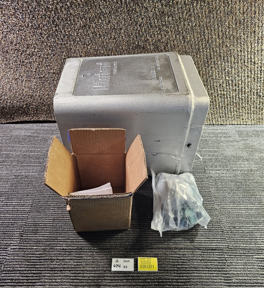 Millerbernd Square Aluminum Breakaway Base Transformer Base High ...