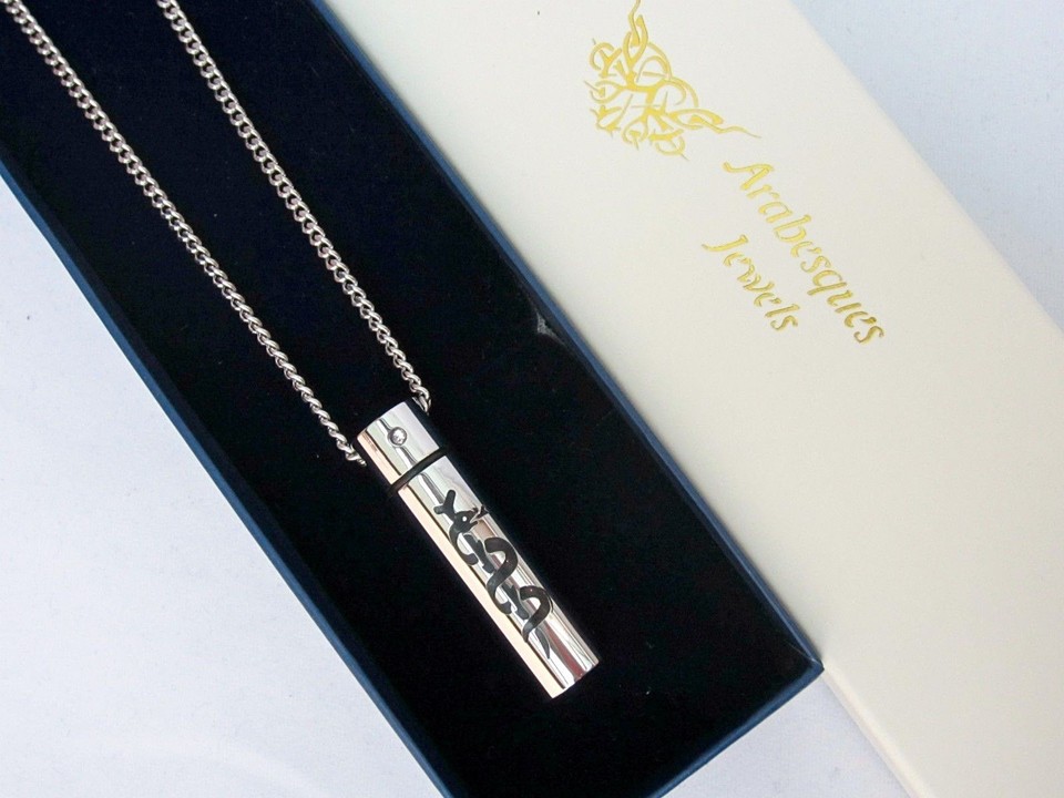 WATERPROOF SOS NECKLACE/PENDANT. MEDICAL INFORMATION/STAINLESS STEEL ...