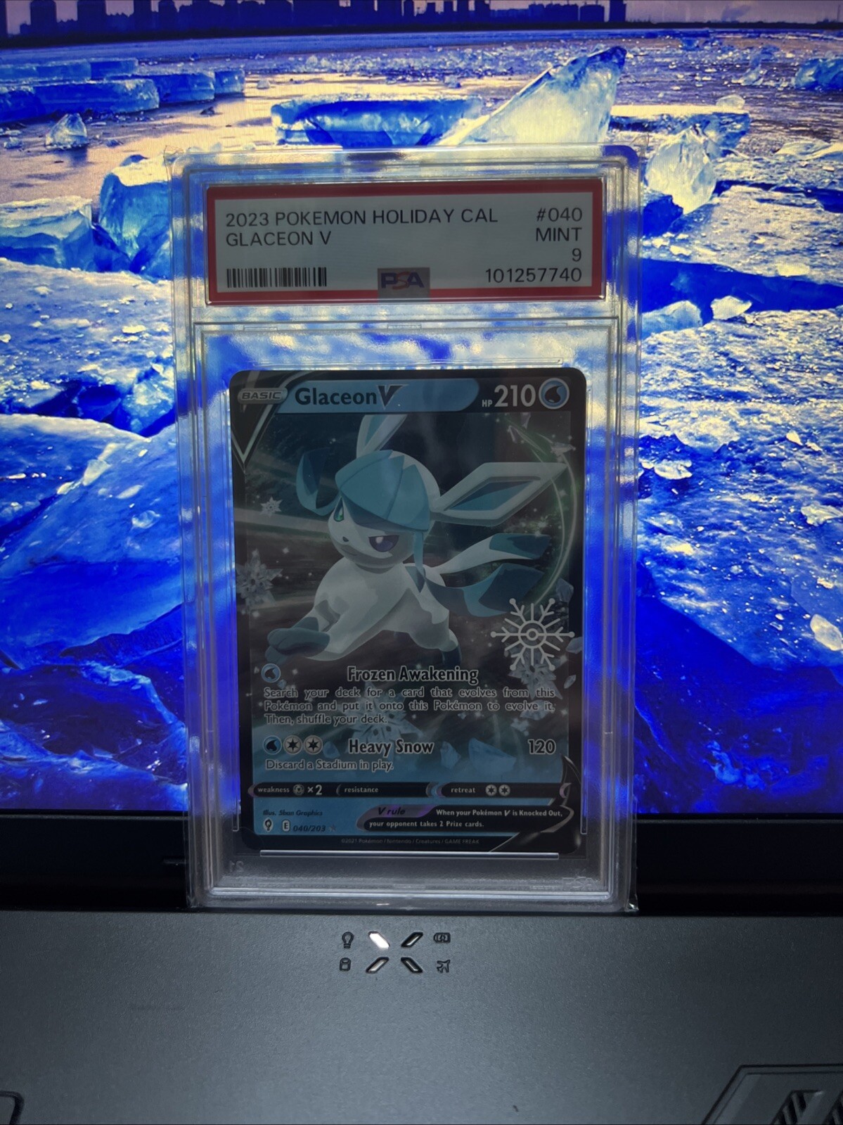 PSA 9 1 of 33 Glaceon V 2023 Holiday Snowflake Stamp Promo 040/203 ...