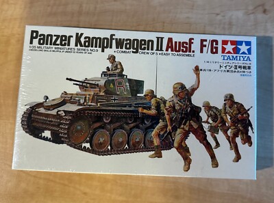 Panzer Kampfwagen II Ausf. F/G TAMIYA 35009 Military Series 9 (Tamiya ...