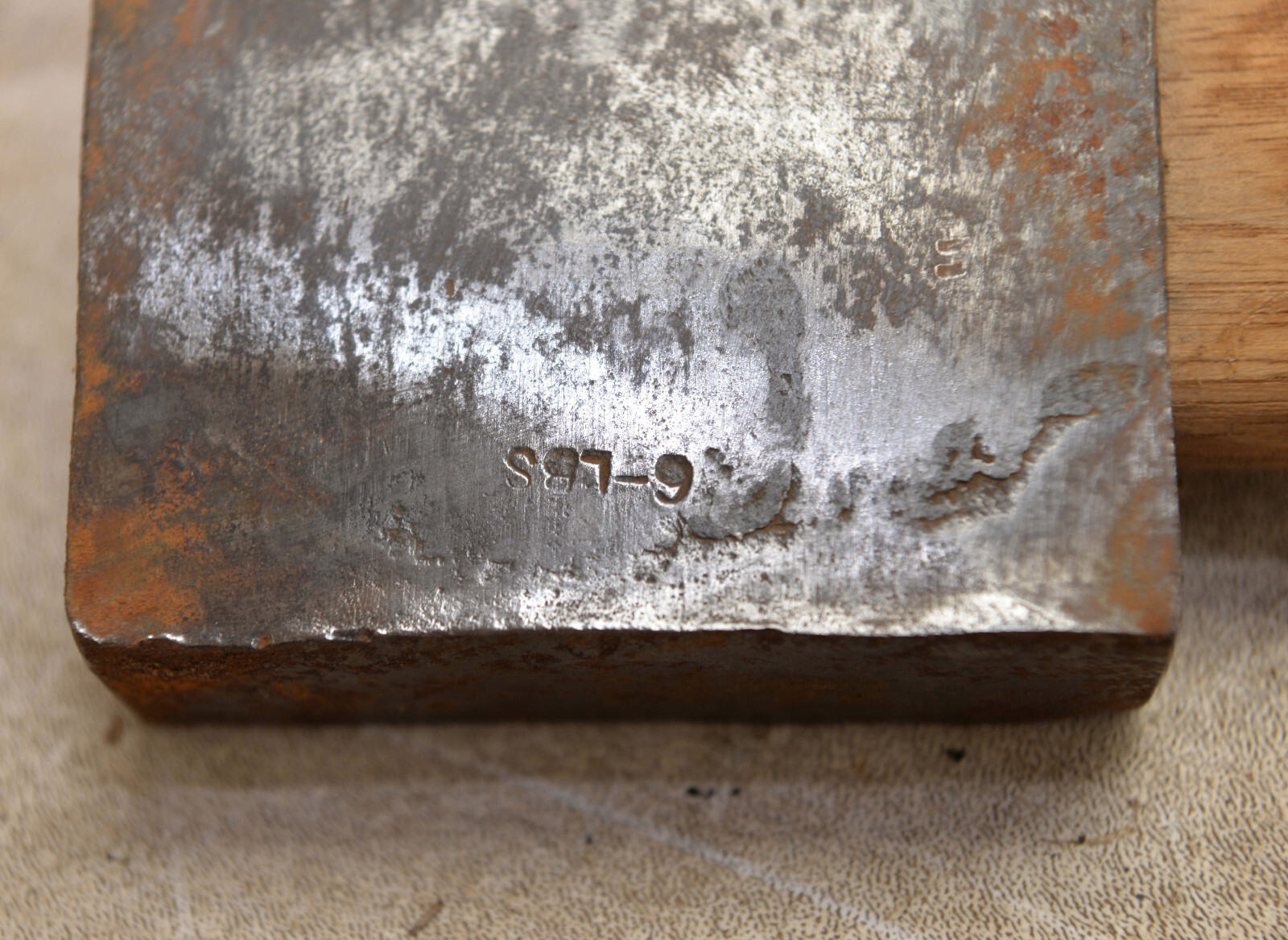 Rare 6 lb Eagle Edge Tool Co embossed axe 1562 date England huge EETC ...