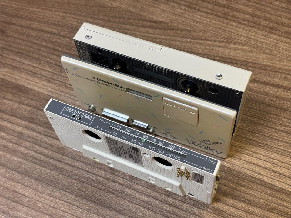 Toshiba KT-AS10 Portable Cassette Player Walky rare Maintained | eBay
