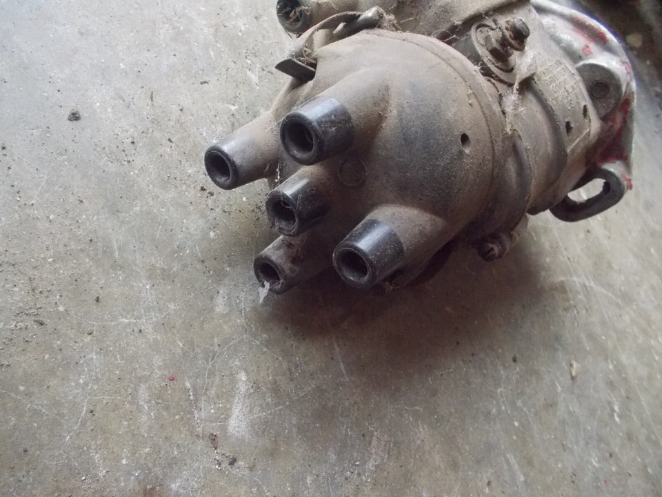 Farmall IH H M A cub tractor H4 magneto assembly to use as a CORE IH ...