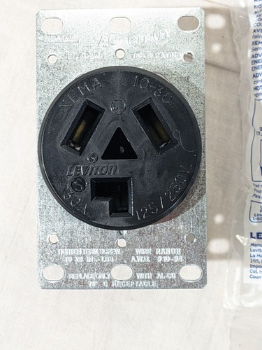 Leviton 30 Amp 125-Volt/250-Volt Shallow Single Flush Mounted Outlet ...