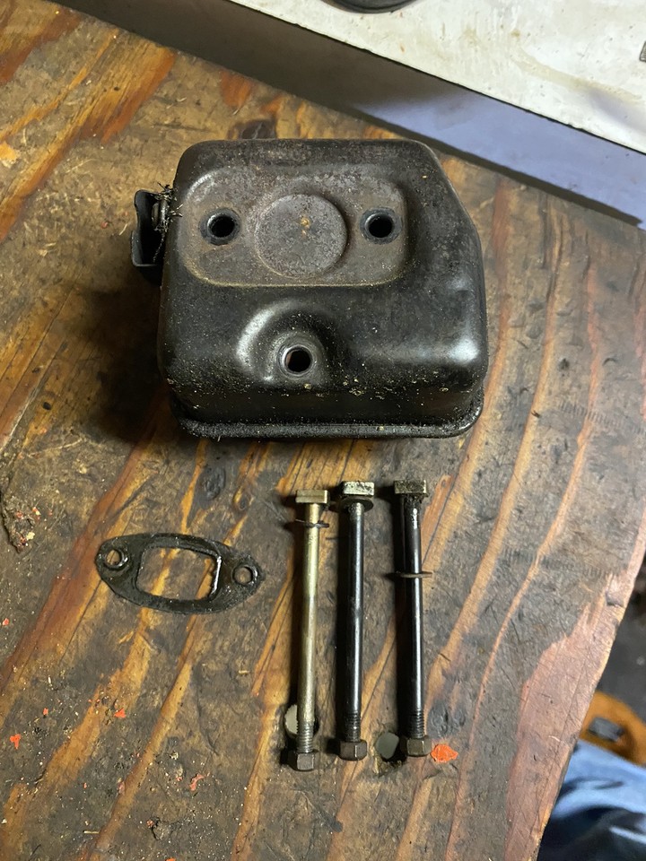 OEM Solo 650 Chainsaw Muffler Assembly Free Shipping | eBay