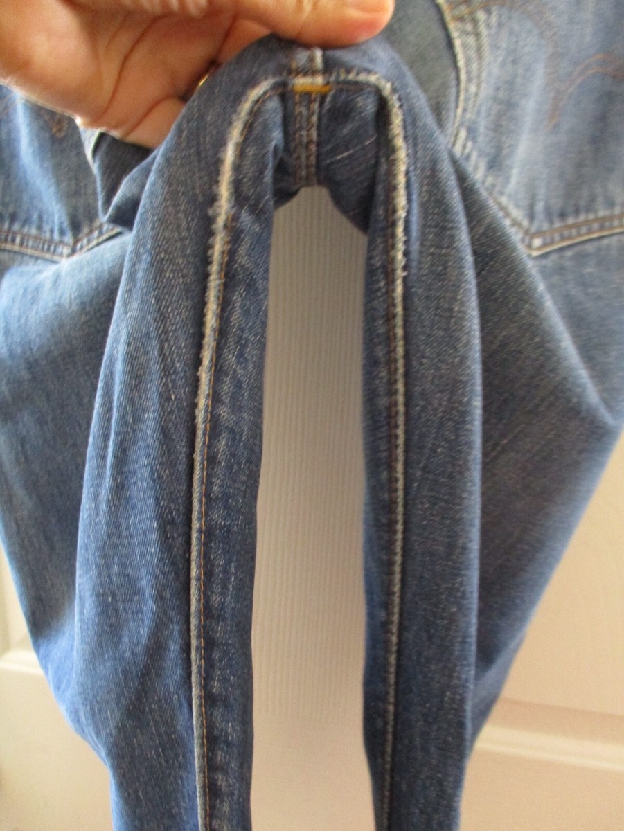 Vintage 1960s Levis 501 Big E Redline Selvedge Blue Jeans Vintage 1960s Levis 501 Big E Redline Selvedge Blue Jeans