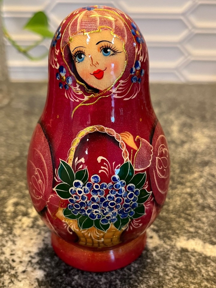 Vintage Russian Nesting Dolls Matryoshka 5 Piece Set Red Girl w/ Blue ...