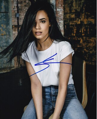 SOFIA CARSON signed Autogramm 20x25cm PRETTY LITTLE LIARS in Person autograph | eBay.de