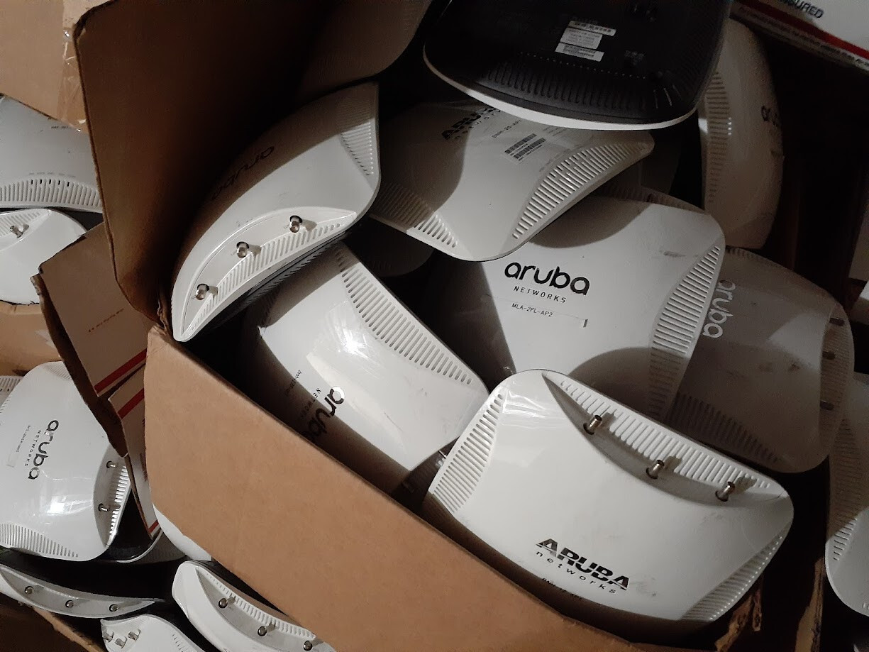 Lot of 20 Aruba AP-224 APIN0224 802.11n/ac Dual Band Wireless w ...