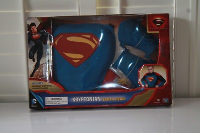 SUPERMAN, COSTUME CAPE , CHESTPLATE , GAUNTLETS NEW Man Of Steel Ages 4 ...