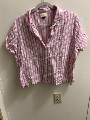 Universal Thread Blouse Size XL Pit To Pit 24” Length 21.5” Multicolor ...