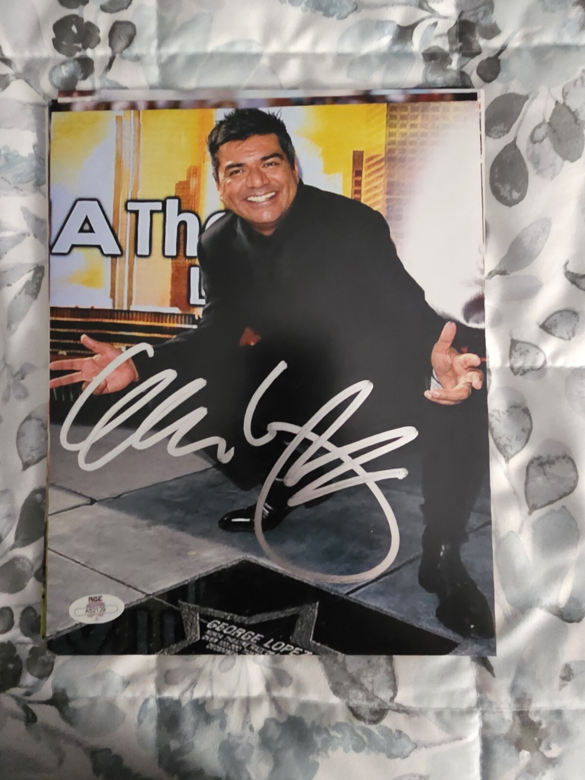 Autographed TV Comedian George Lopez 8x10 Photo. | eBay