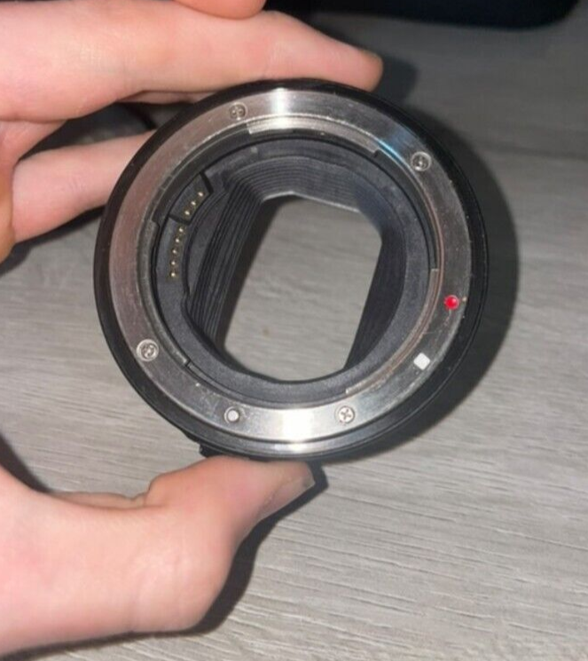 Canon EOS R Kit Bundle, 2 Lenses, Battery Pack, & More, **Very Good ...