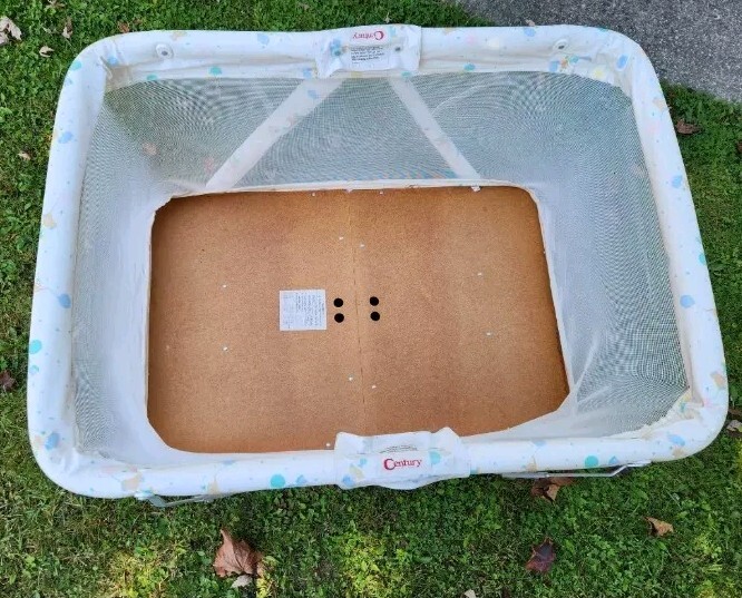 Vintage Century Playard Play Pen Folding Mesh Sided Baby Playpen Infant ...