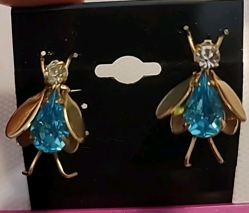 VINTAGE Gold Tone Aqua Colored Stone/Glass BUG FLY Bee Earrings! | eBay