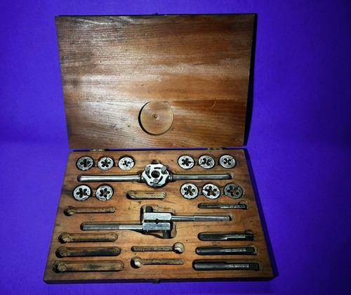Vintage Blue Point Tap and Die Set in Wooden Box missing 7 taps TD-2400 ...