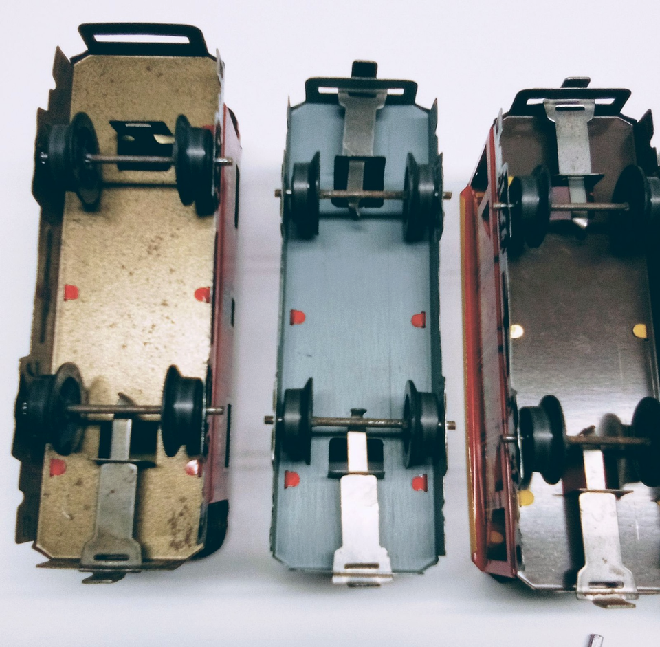 Marx Mercury Train Wind Up Engine Locomotive and Tin Cars Track New ...