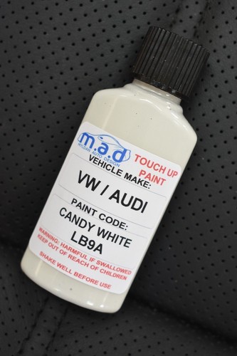 AUDI CANDY WHITE LB9A PAINT TOUCH UP KIT 30ML SCRATCH CHIP BRUSH A1 A3 ...