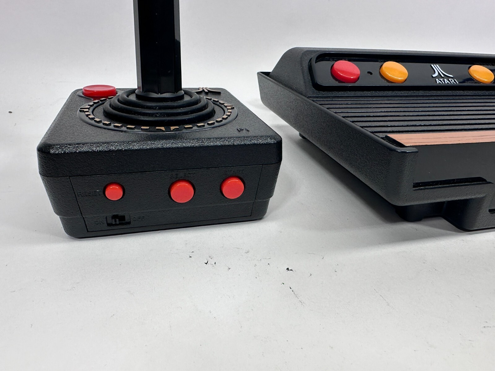 Atari Flashback Classic Game Console With 2 Wireless Controllers Retro ...