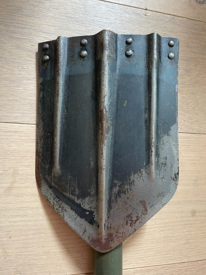 Original World War 2 German folding shovel, entrenching tool, equipment ...