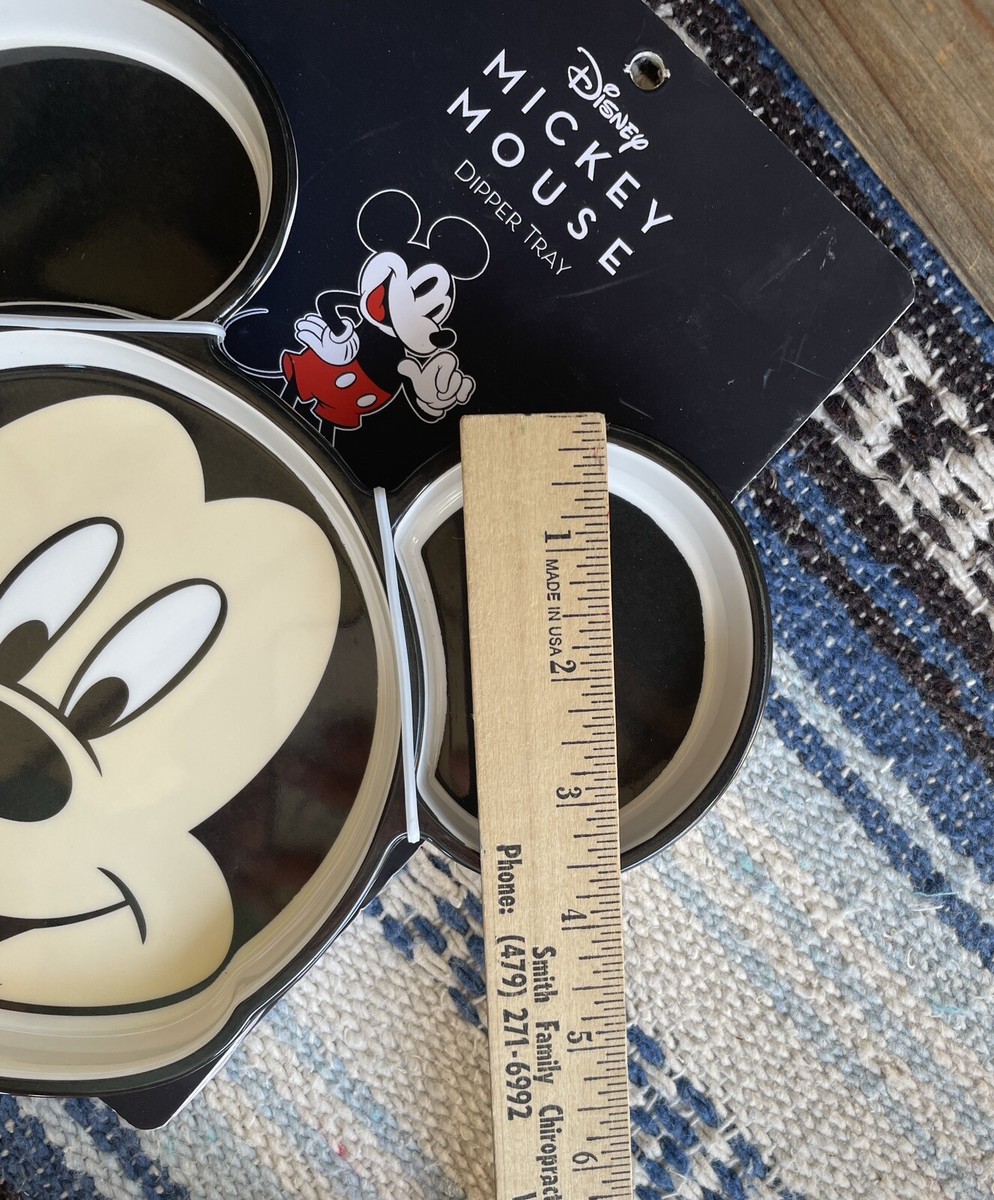 Leanbh Mickey Mouse Codlata Le Creuset Disney Mickey Mouse Collection