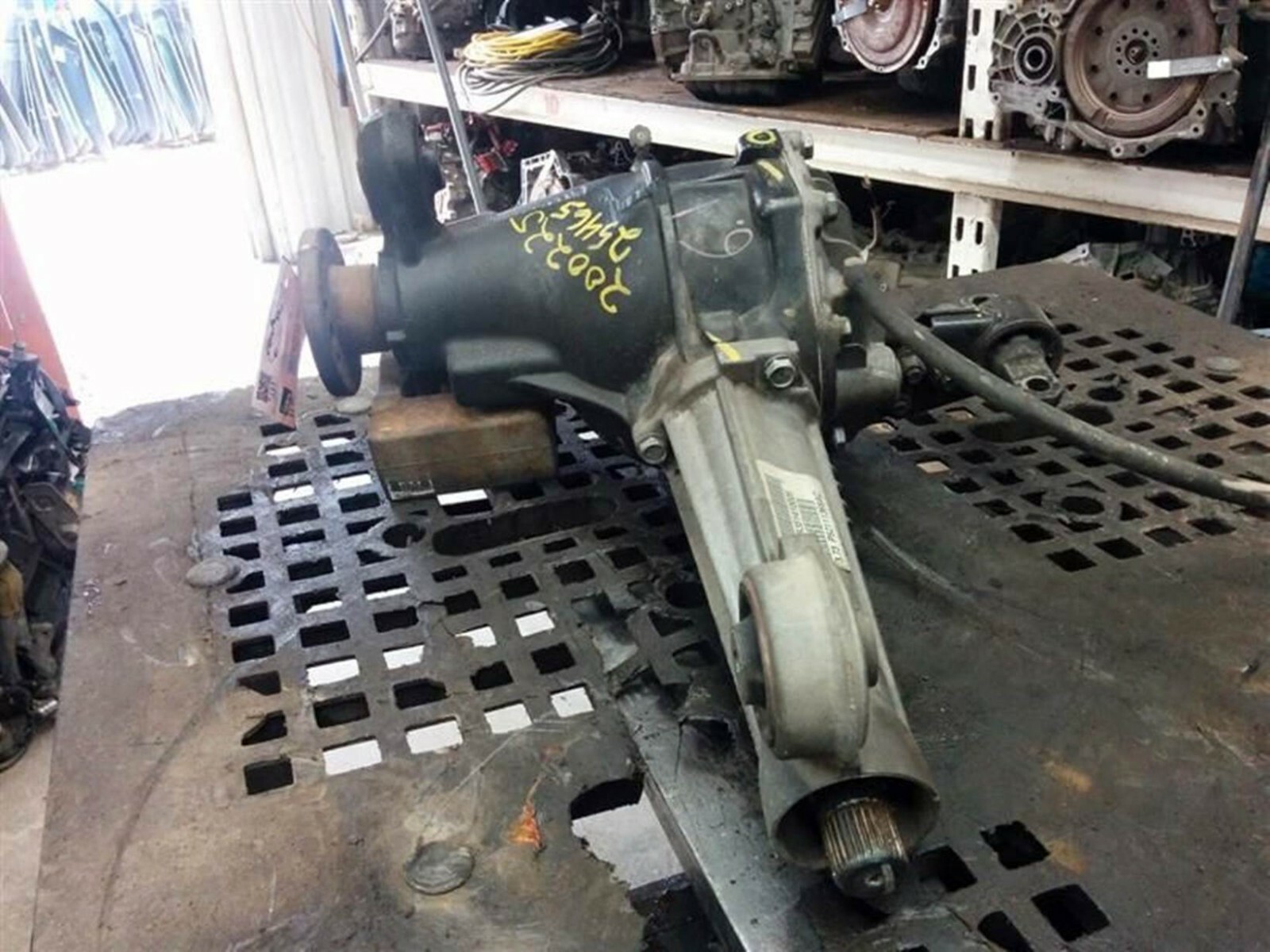 2005-2010 Jeep Grand Cherokee Front Axle Differential Carrier 3.73 ...