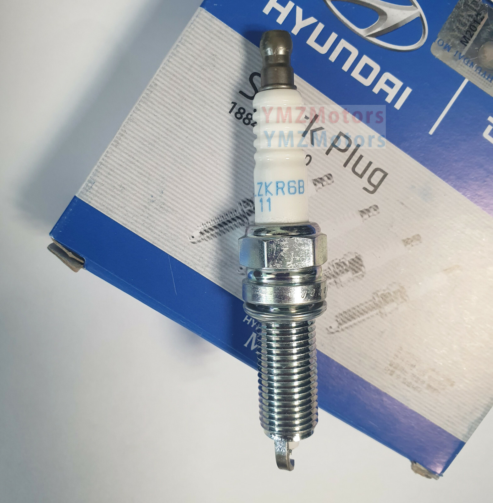 OEM Set of 4 Laser Iridium Spark Plug For Hyundai veloster SILZKR6B-11 ...