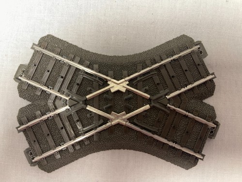 Märklin HO Scale 24649 C Track Intersection 103.3mm - 1 Piece | eBay