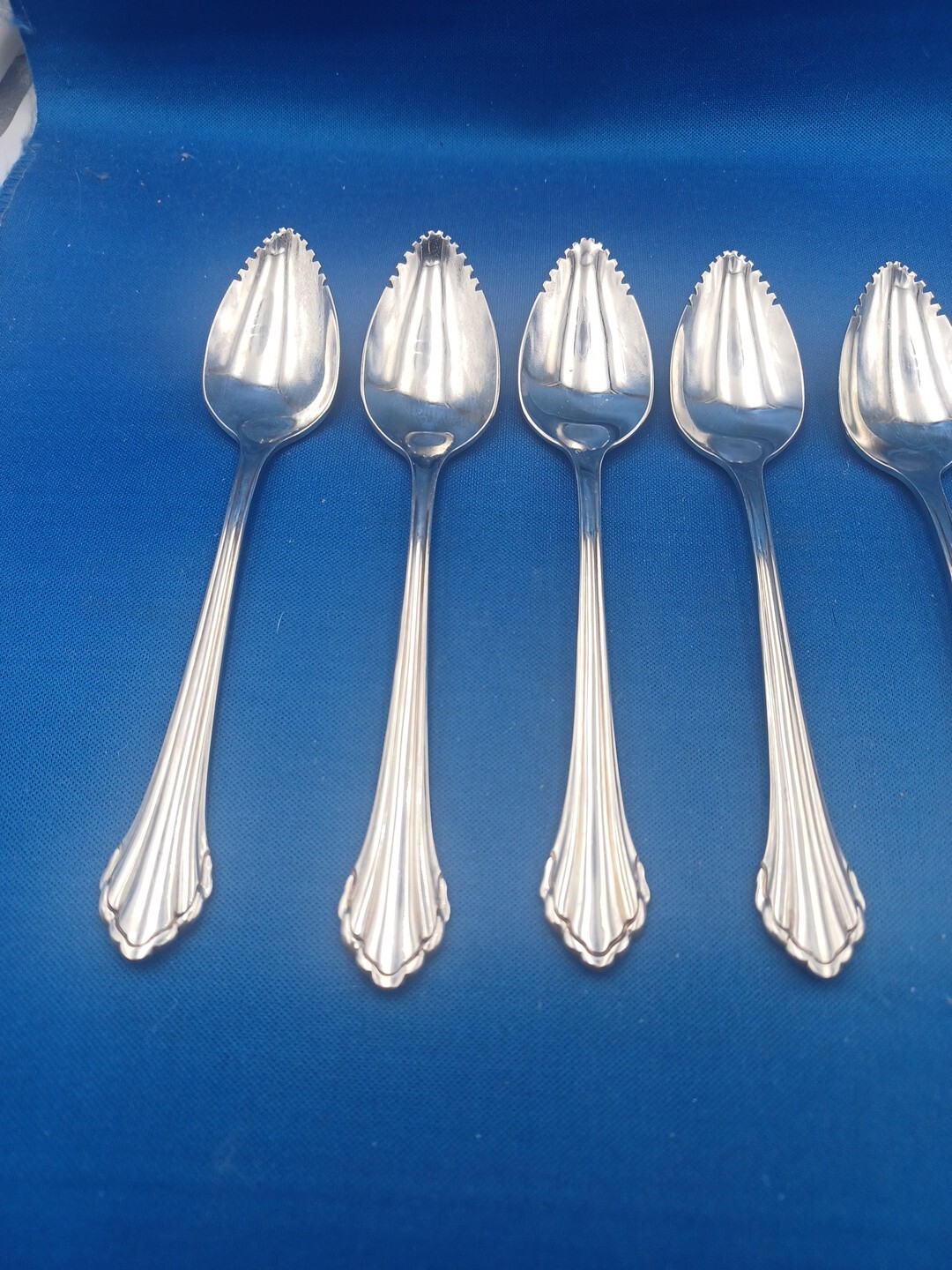 Lot of 7 Oneida CLARETTE Stainless Fruit Spoons 5 7/8" | eBay