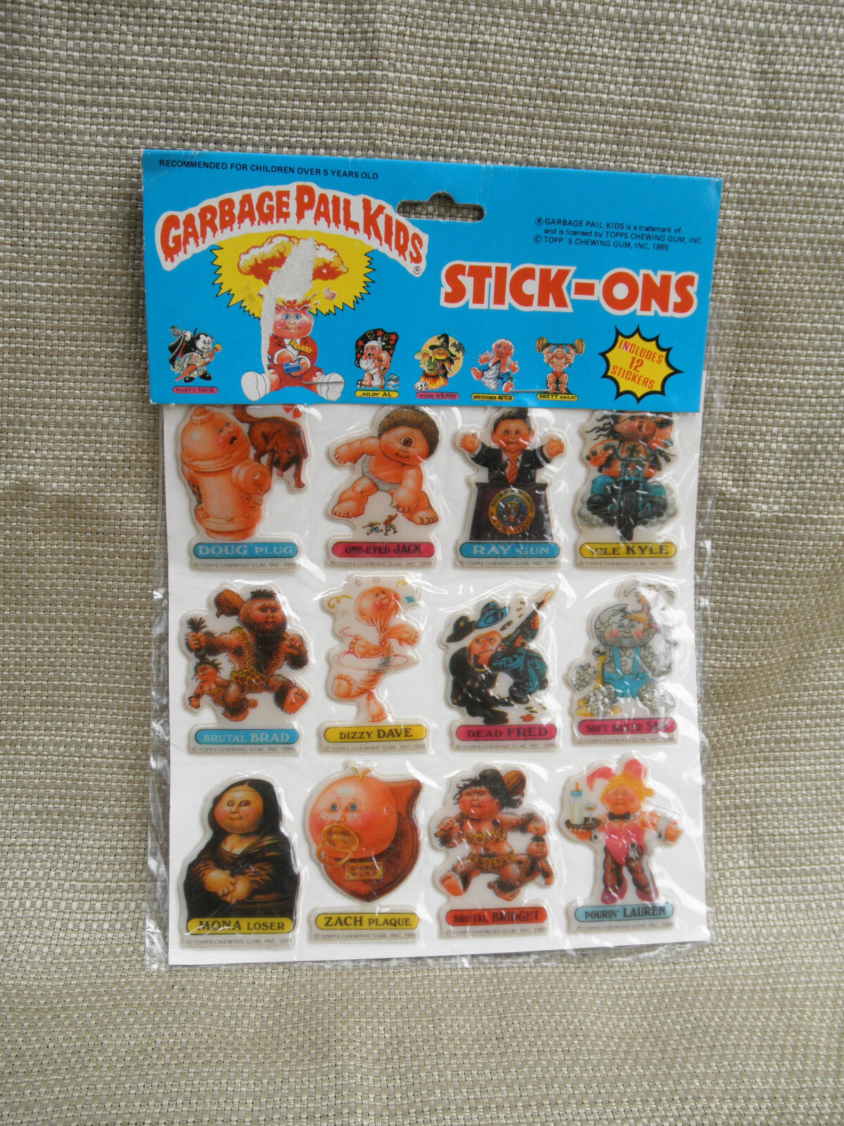 NEW 1985 VINTAGE TOPPS, GARBAGE PAIL KIDS, STICK-ON PUFFY PICTURES (12 ...