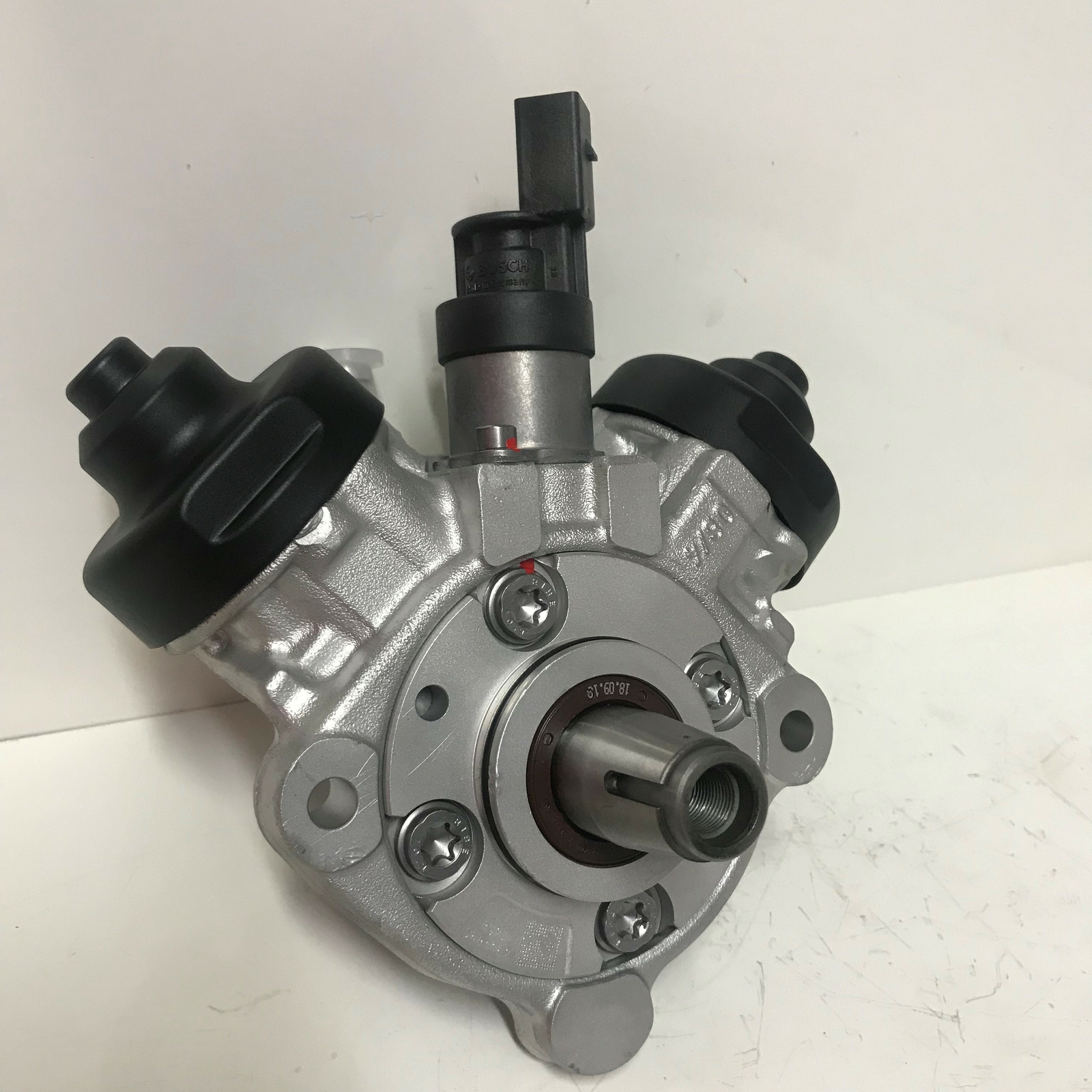 Bosch High-Pressure 0445010617 BMW 3.0D BMW E91,E92,E93, F07,F10,F11 ...